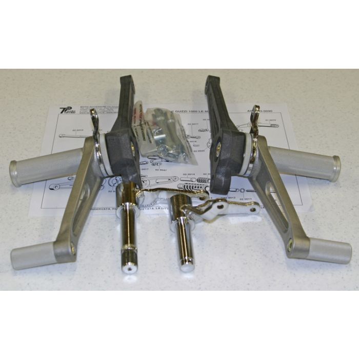 Rearsets Fixed Knurled Footpegs by Tarozzi